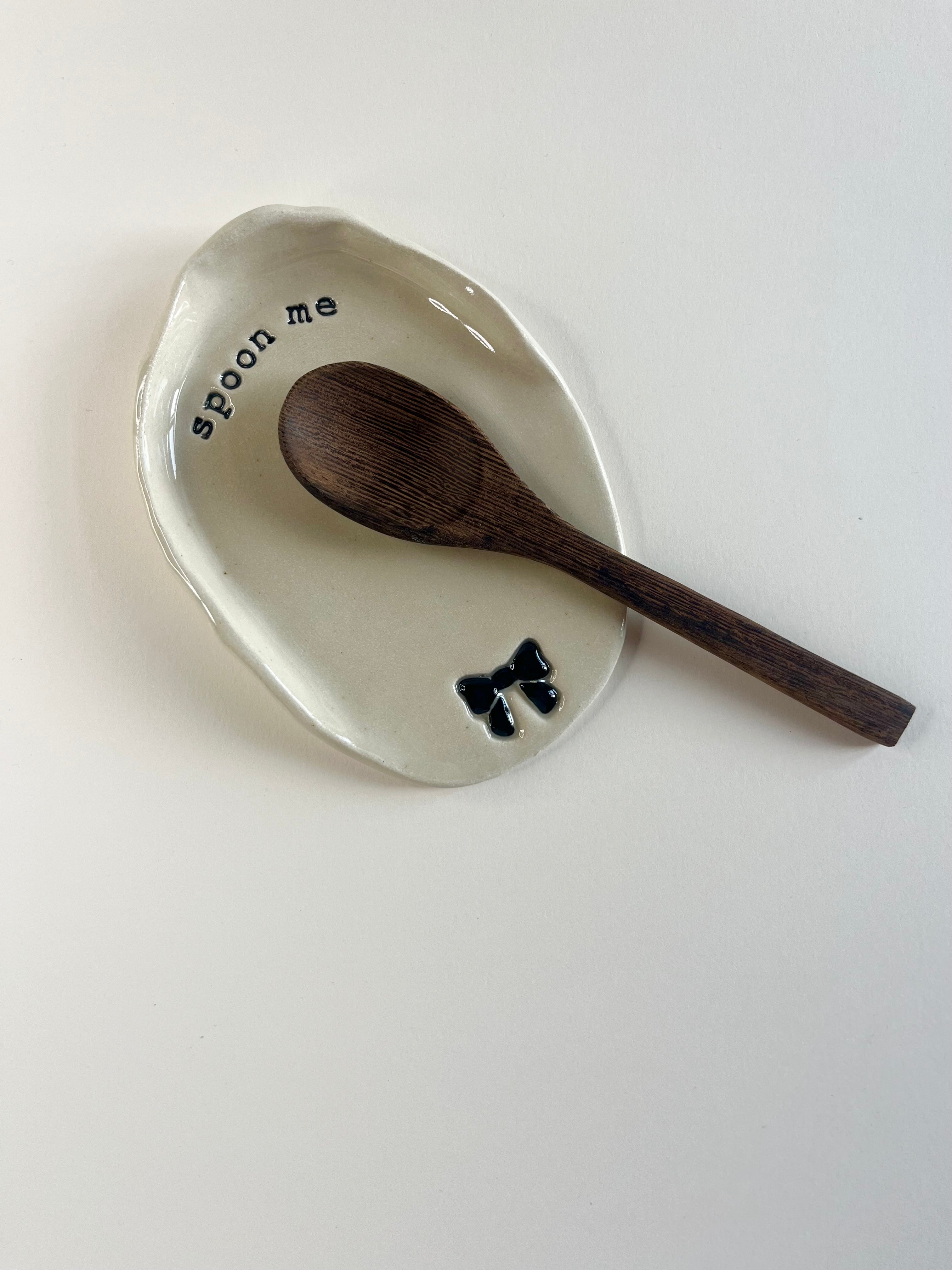 'spoon me' Medium Spoon Rest – Bertie&Rae